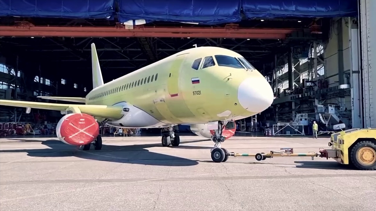 Первый опытный образец пассажирского SSJ-New передан на летно ...