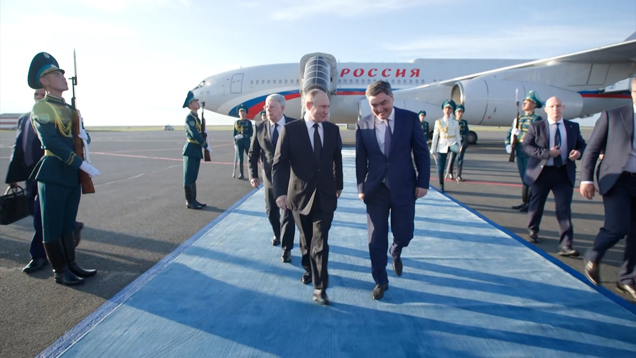 Путин прибыл в Астану для участия в саммите ШОС